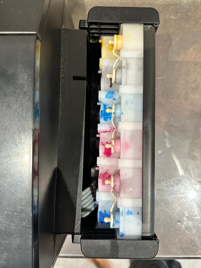 L805 ink tanks - TechnoFall